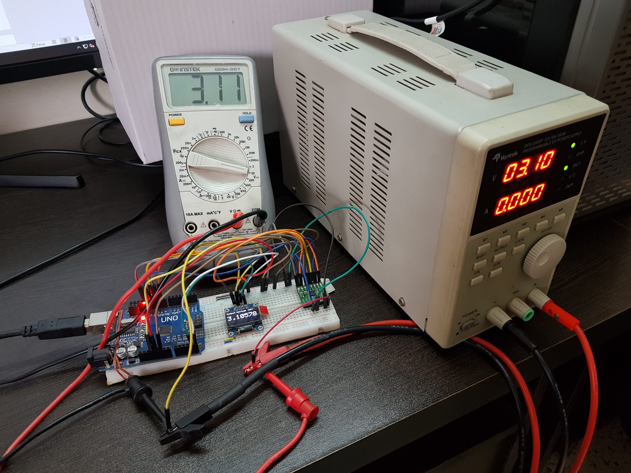 A low-cost precision voltmeter using Arduino - CredoSense A low-cost precision voltmeter using Arduino - CredoSense